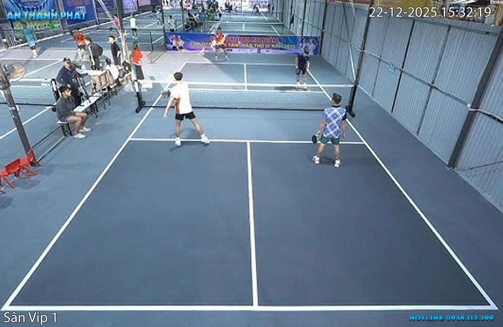 Camera Check Var Pickleball Trên Bảng Điểm Camera Quan Sát Quận 1